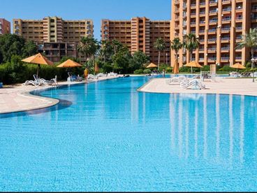 2 bedrooms in Golf Bay swimming pools and landscape view Ready to move ...